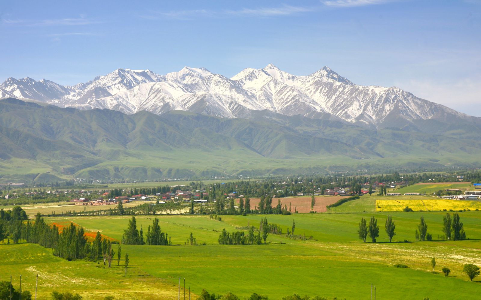 Bishkek City, Tian Shan mountains of Kyrgyzstan - Fleewinter